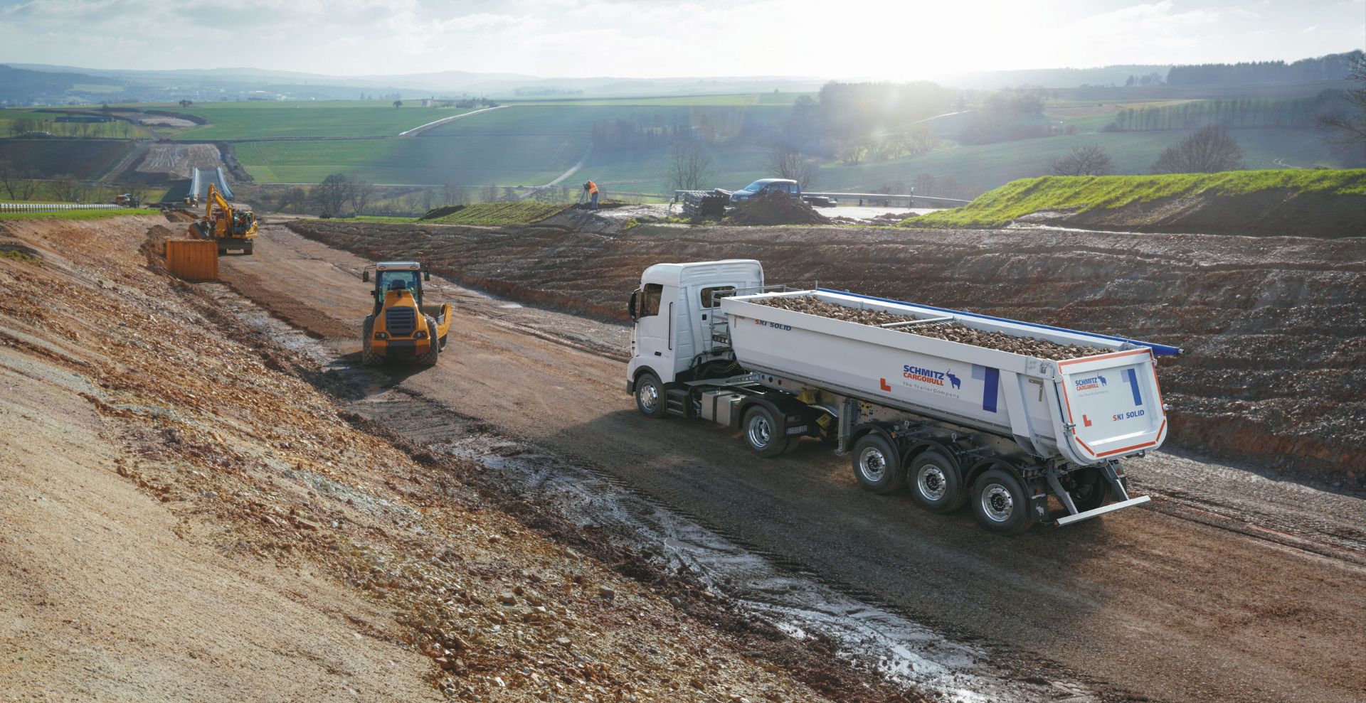 Added payload and smart weight recording with the S.KI tipper trailer ...