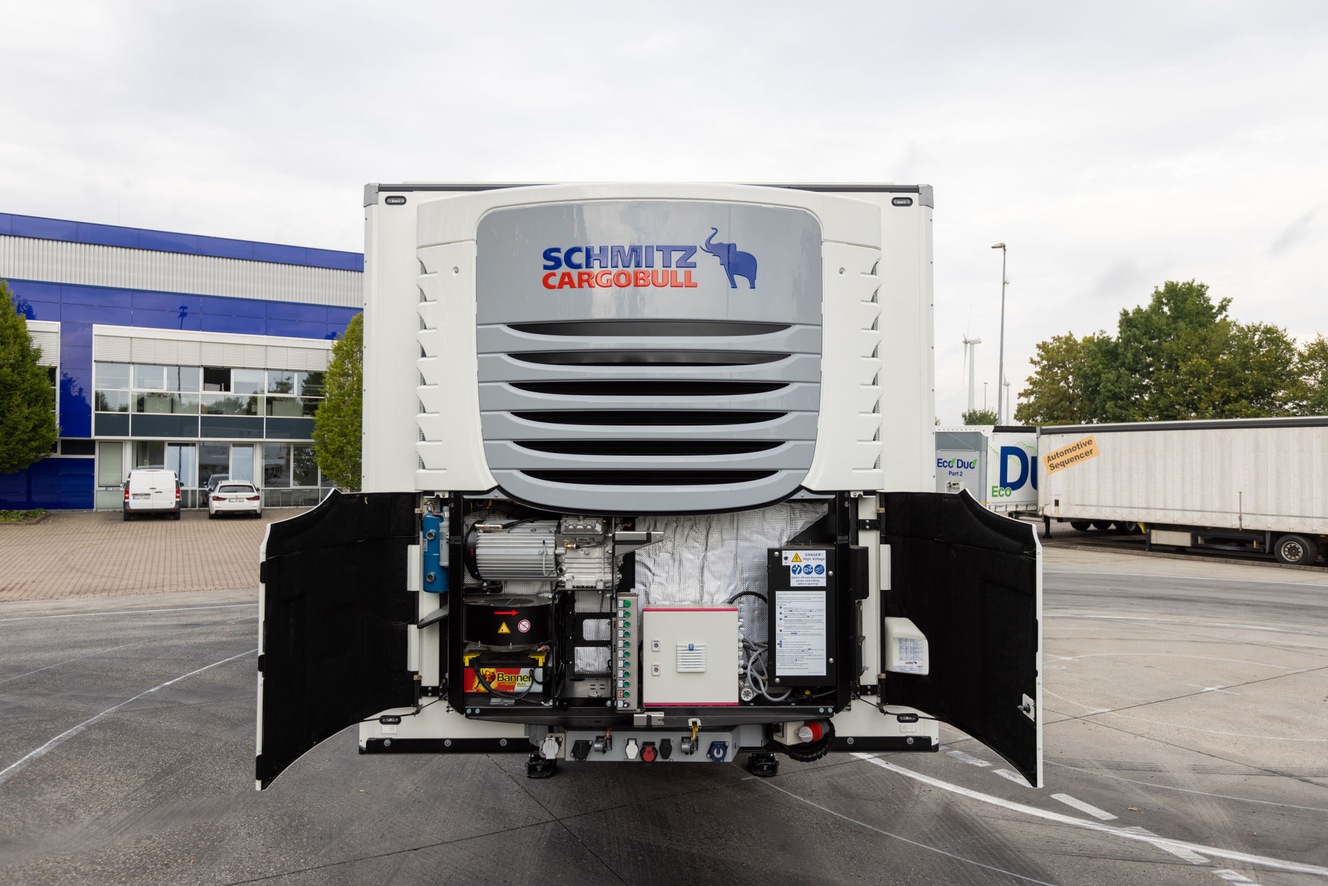 Safe and efficient – Transport cooling units from Schmitz Cargobull