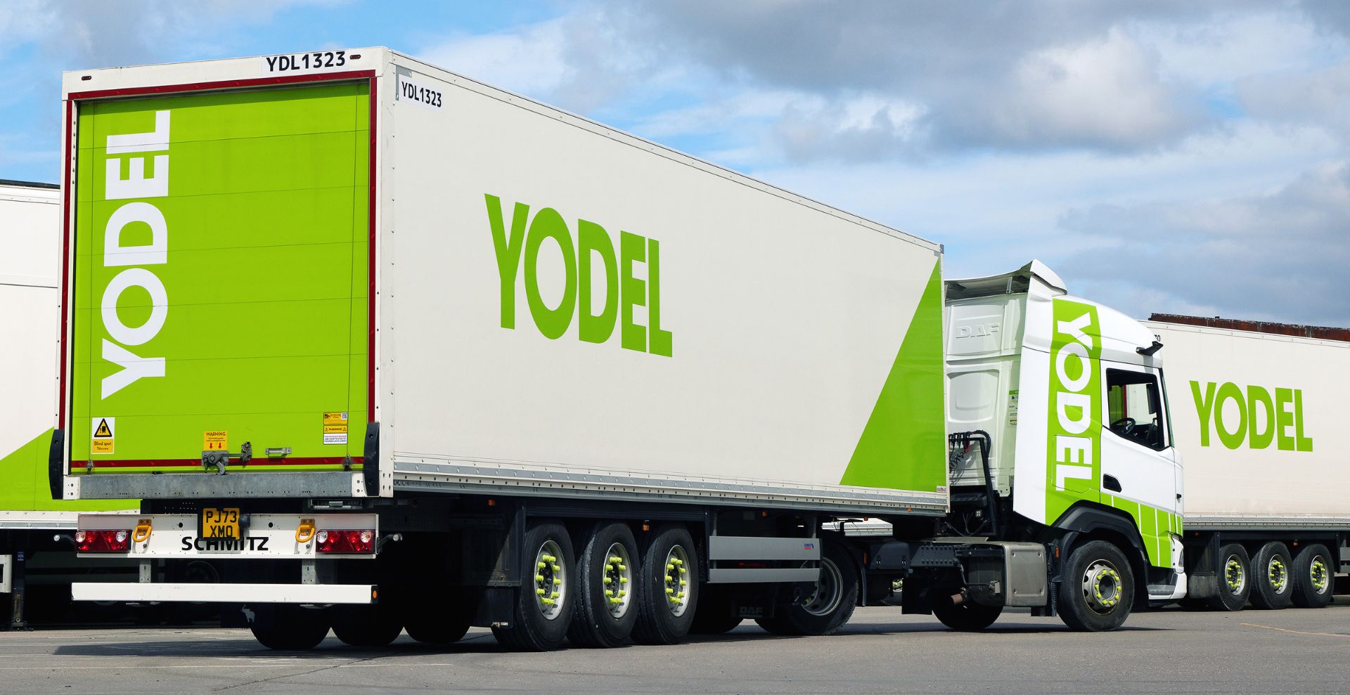 Sustainable lightweight - 80 lightweight CEP semi-trailers for Yodel