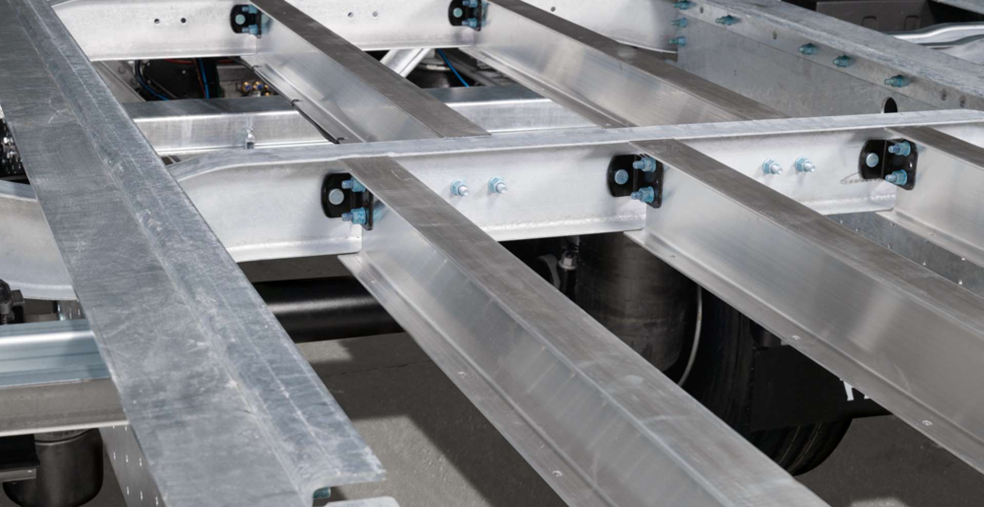 Chassis for your semi-trailers